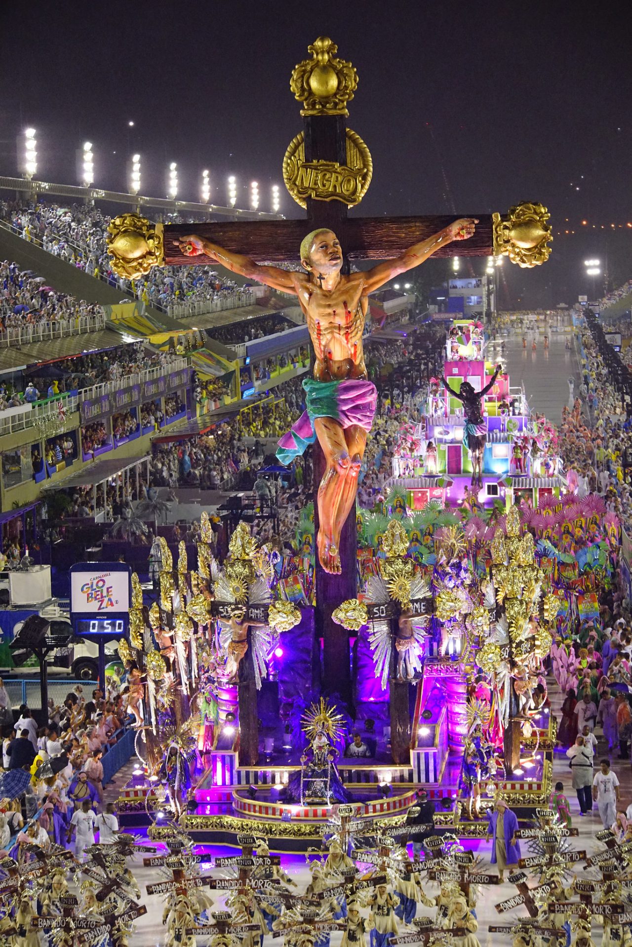 Carnaval e Religião em desfile: imagens como produções/ferramentas ...